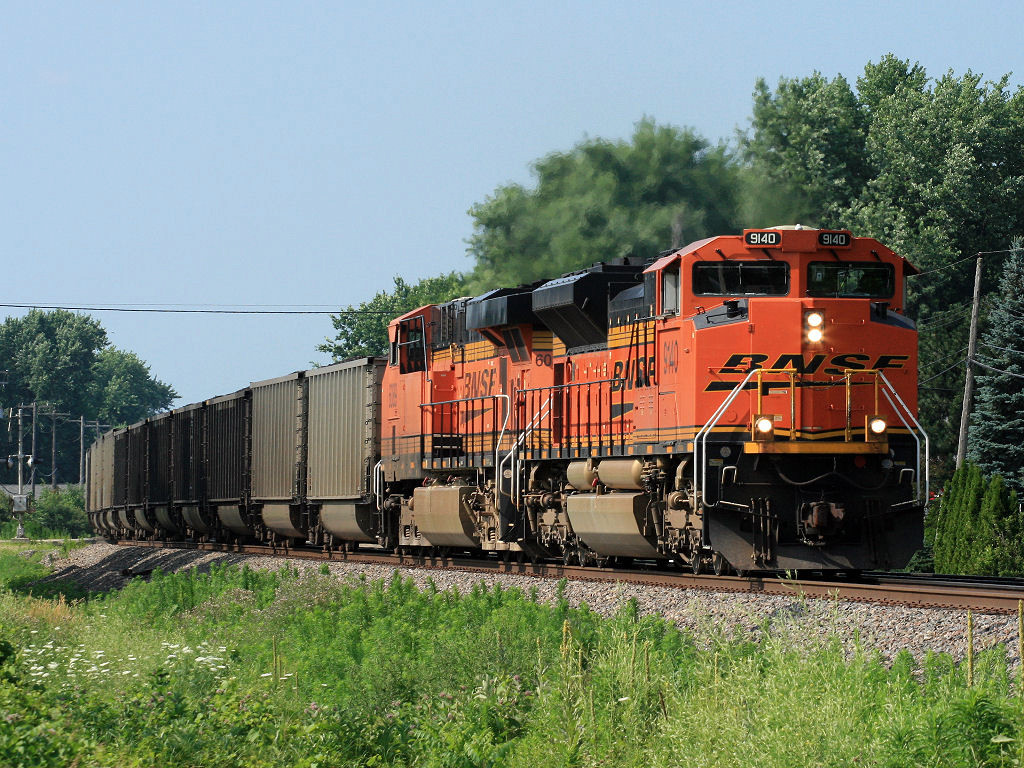 BNSF 9140